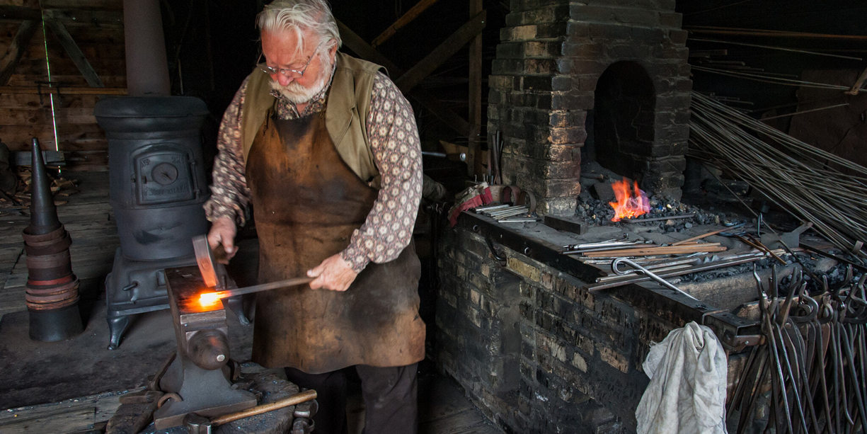 Viking Craftmanship, Costumes & LARP Store – Tales of Valhalla